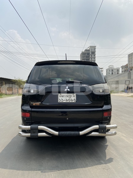 Buy Used 2007 Mitsubishi Outlander in Dhaka, Dhaka - Garirbazar.com